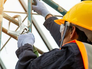 Working at heights training schedule expanded to serve you!